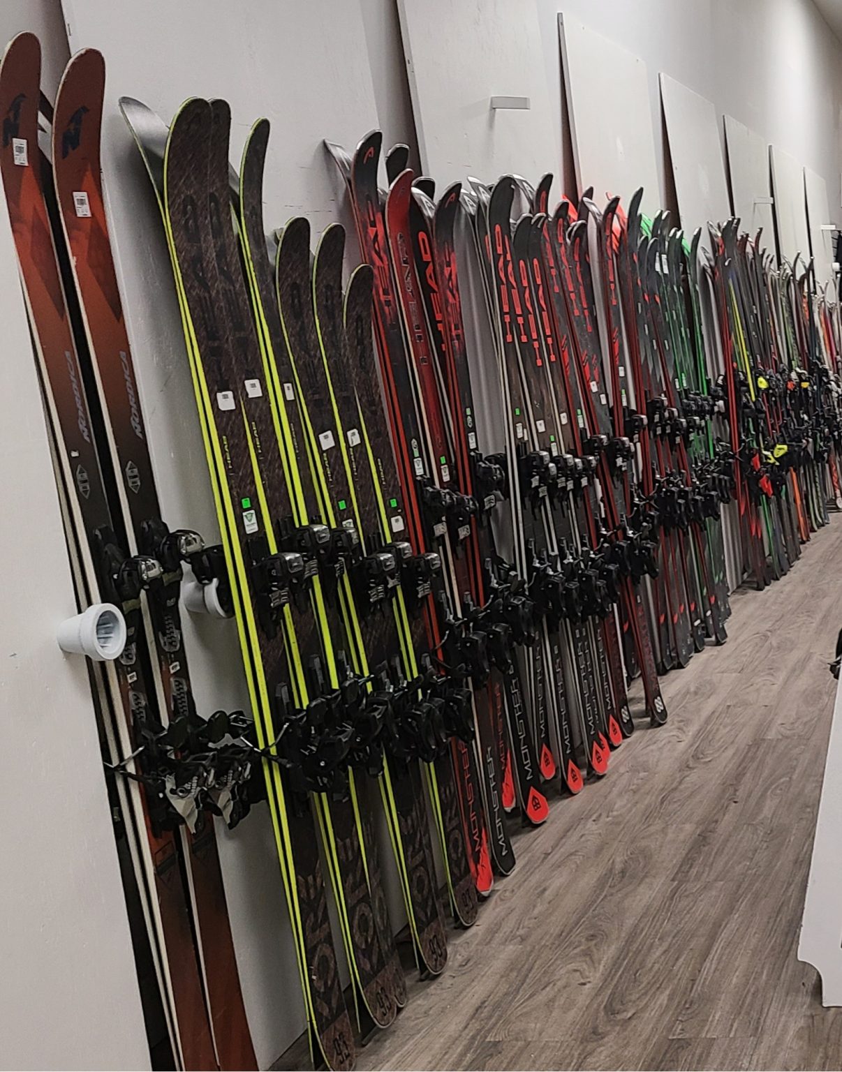 VALUE SPORTS | Used skis Vancouver